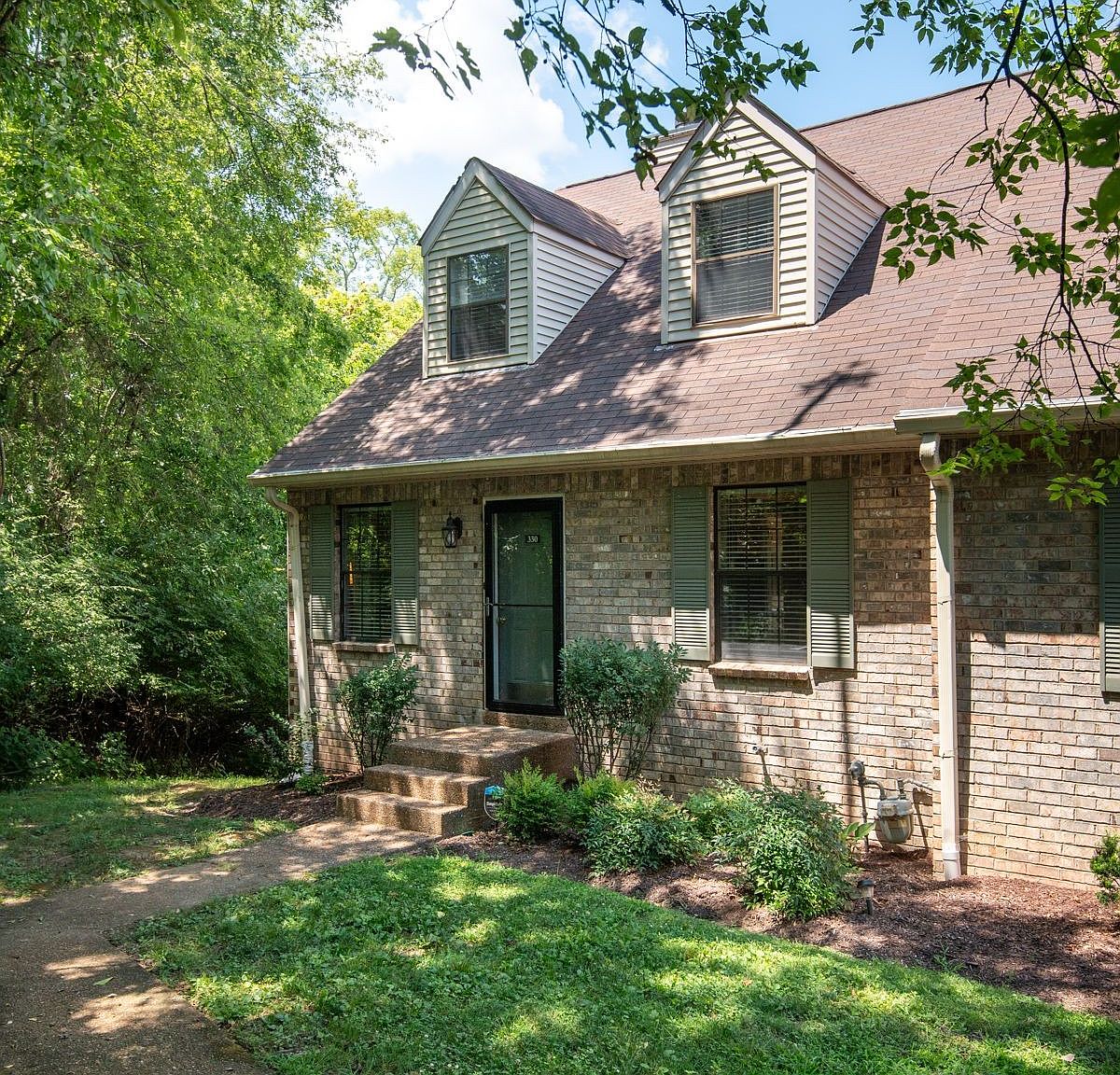 330 Deer Point Dr, Hendersonville, TN 37075 | MLS #2679502 | Zillow