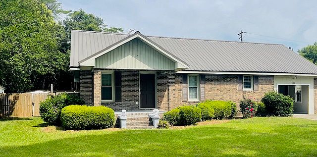 422 Minter Dr, Eastman, GA 31023 | Zillow