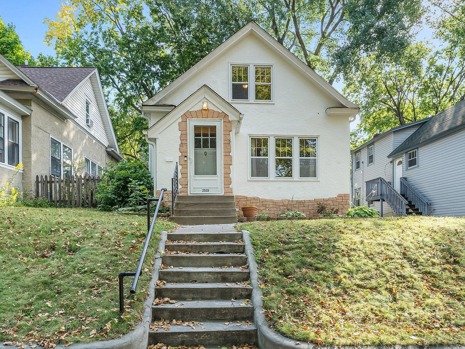 2533 Pierce St NE, Minneapolis, MN 55418 | Zillow
