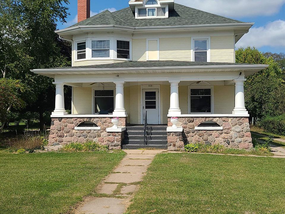 733 Depot St, Manawa, WI 54949 | MLS #50280943 | Zillow