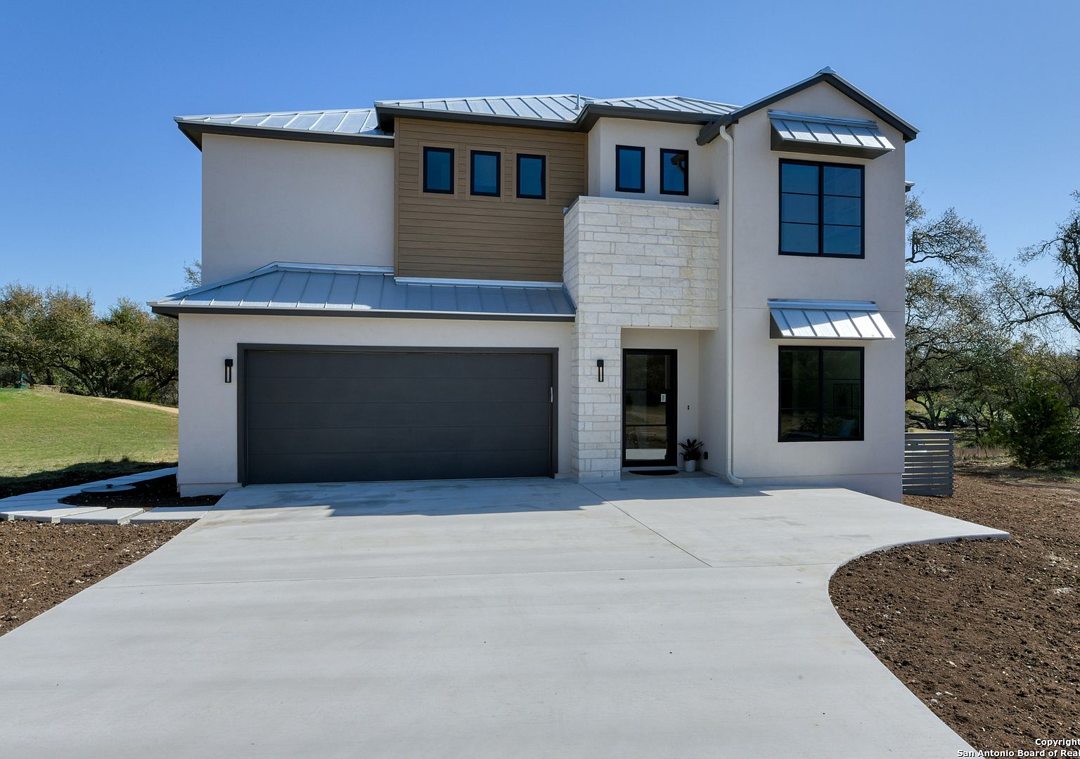 105 JE Hamilton, Blanco, TX 78606 | Zillow