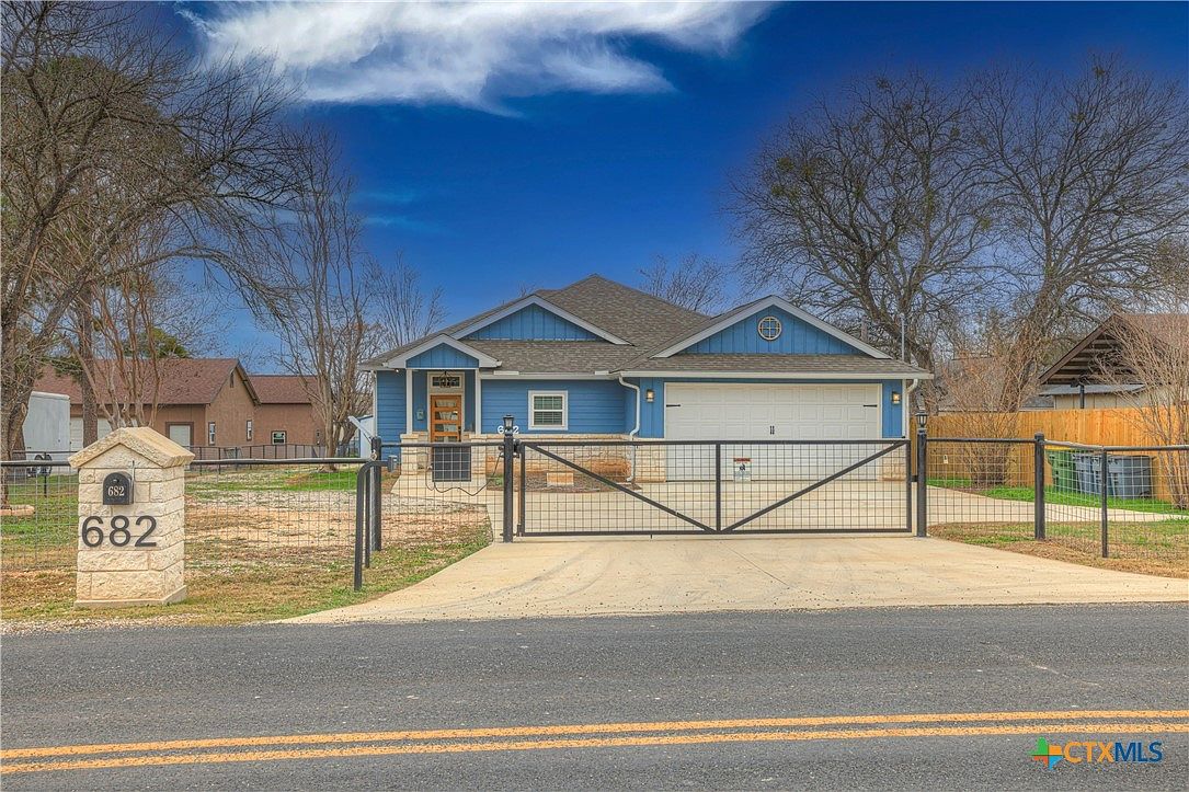 682 Stuart Rd, Adkins, TX 78101 | Zillow