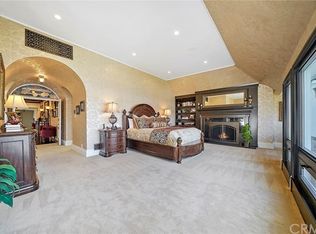 3 Harbor Is, Newport Beach, CA 92660 | Zillow