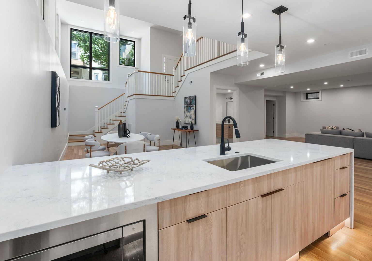 8-10 Mercer St #1, Boston, MA 02127 | Zillow