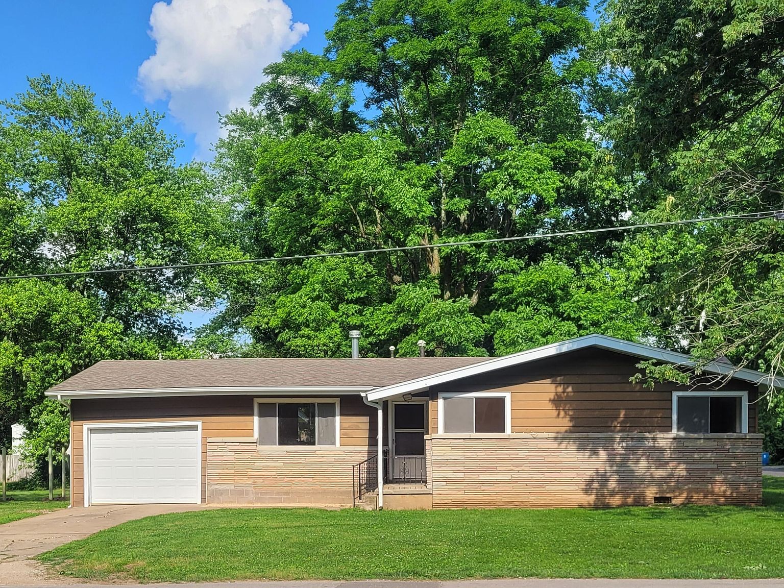 222 South West Avenue, Republic, MO 65738 | MLS #60244053 | Zillow