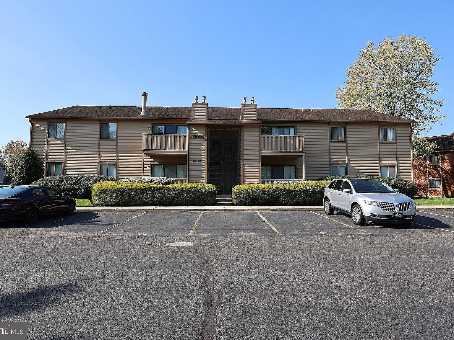 1005 Woodhollow Dr, Marlton, NJ 08053 | Zillow