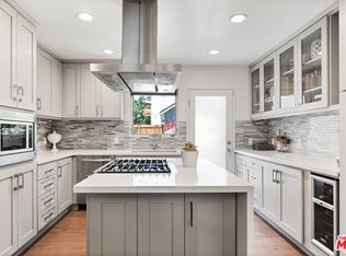 7659 Fountain Ave, Los Angeles, CA 90046 | Zillow