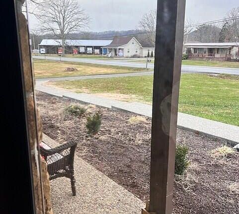 192 Pitts Point Rd, Shepherdsville, KY 40165 | Zillow