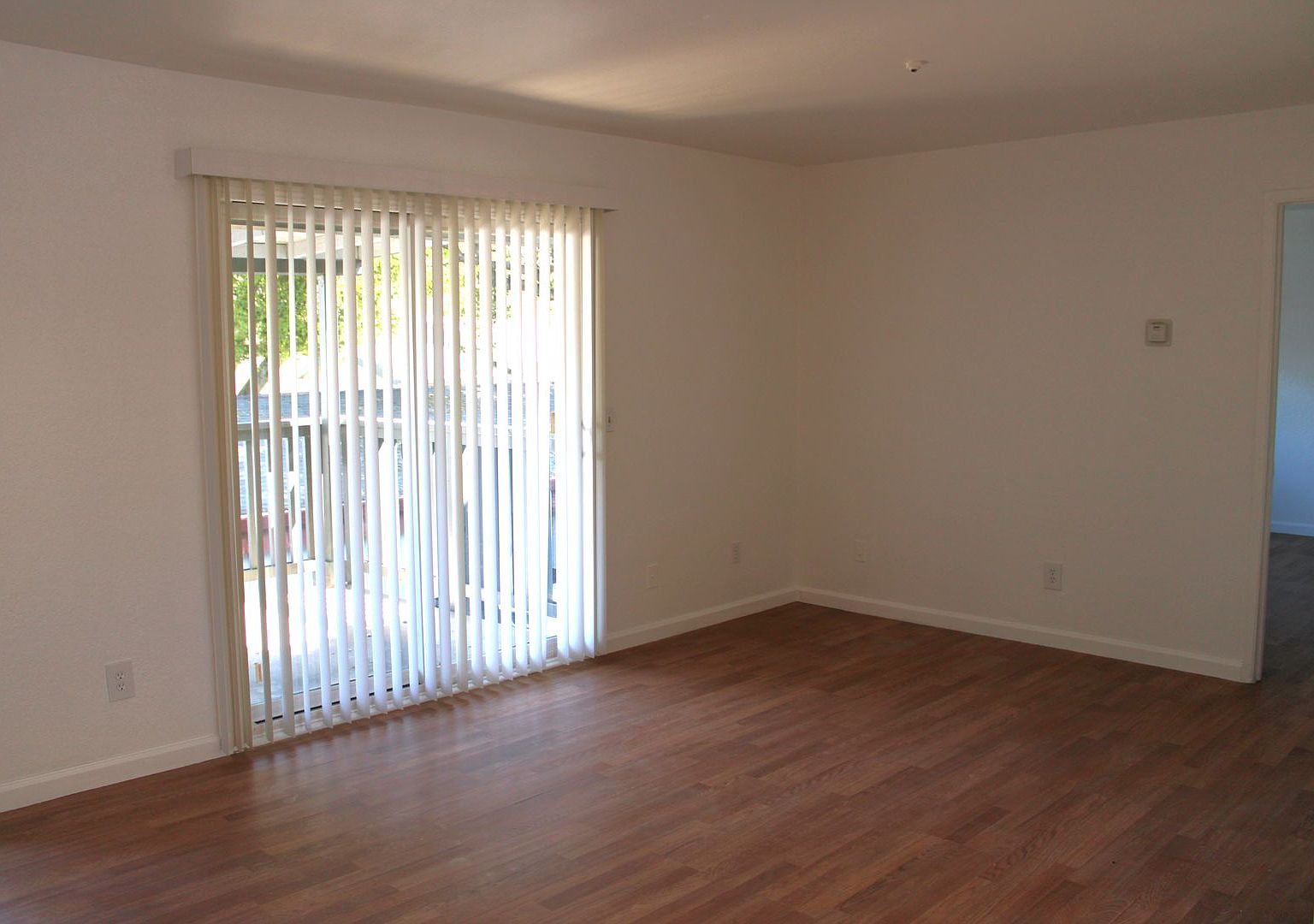 877 Sonoma Ave APT 8, Santa Rosa, CA 95404 | Zillow