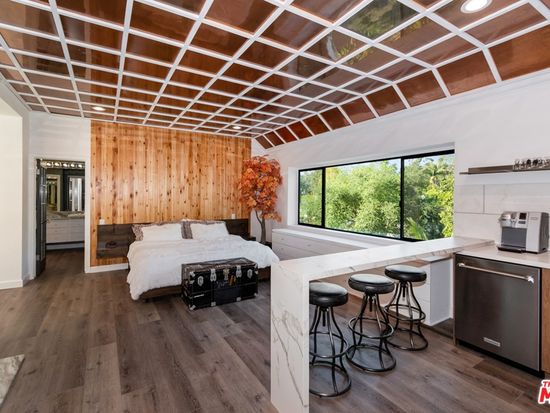 10401 Wyton Dr, Los Angeles, CA 90024 | MLS #21742160 | Zillow