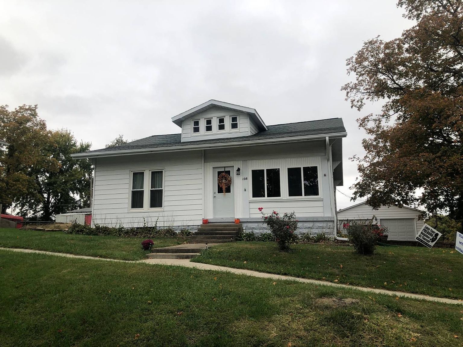108 N 1st St, Allendale, IL 62410 | MLS #11219810 | Zillow