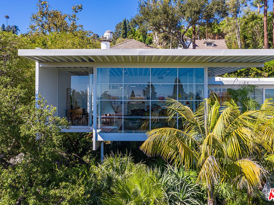 2300 N Edgemont St, Los Angeles, CA 90027 | Zillow