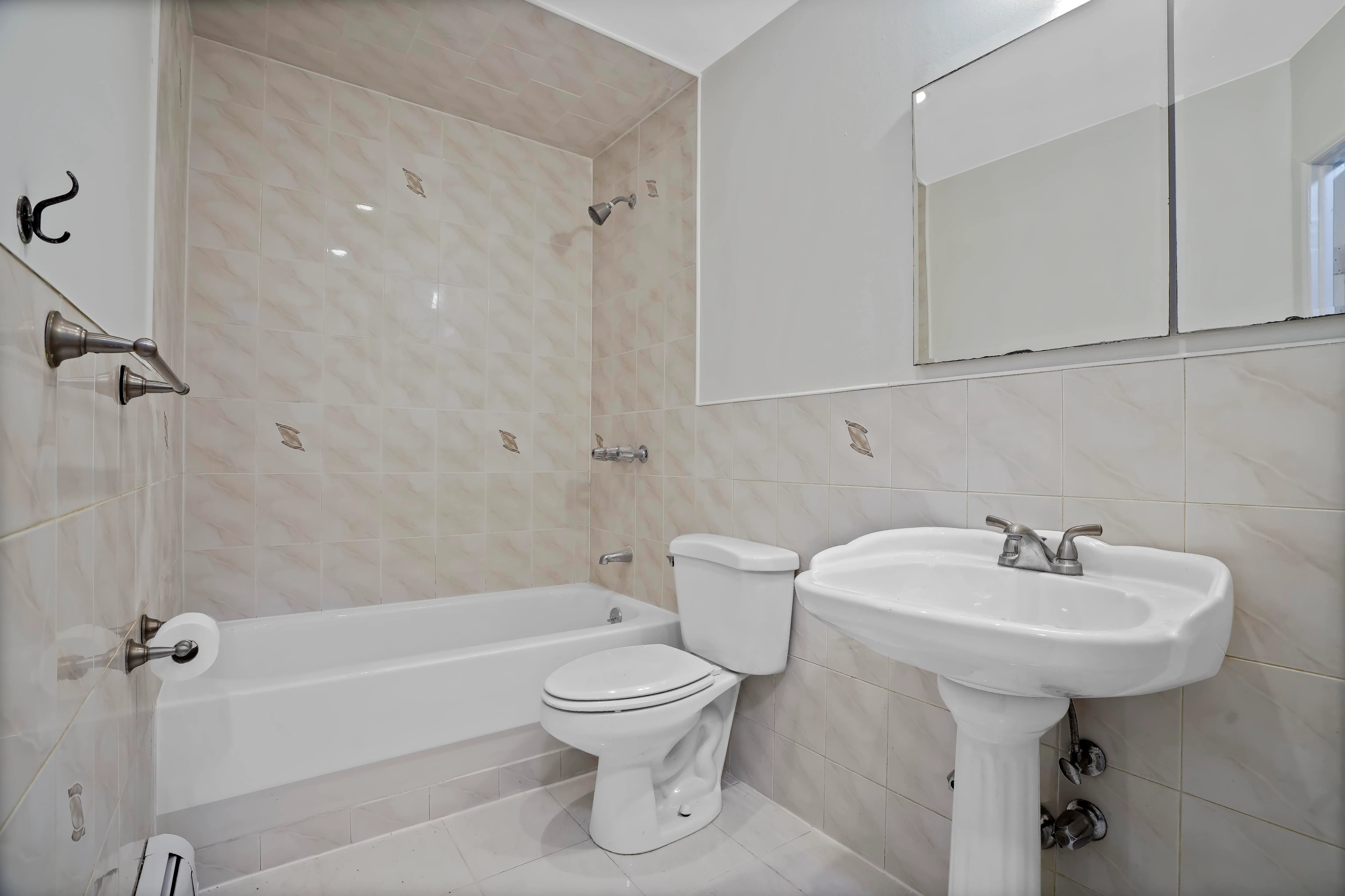 123 4th Place #1 in Carroll Gardens, Brooklyn | StreetEasy