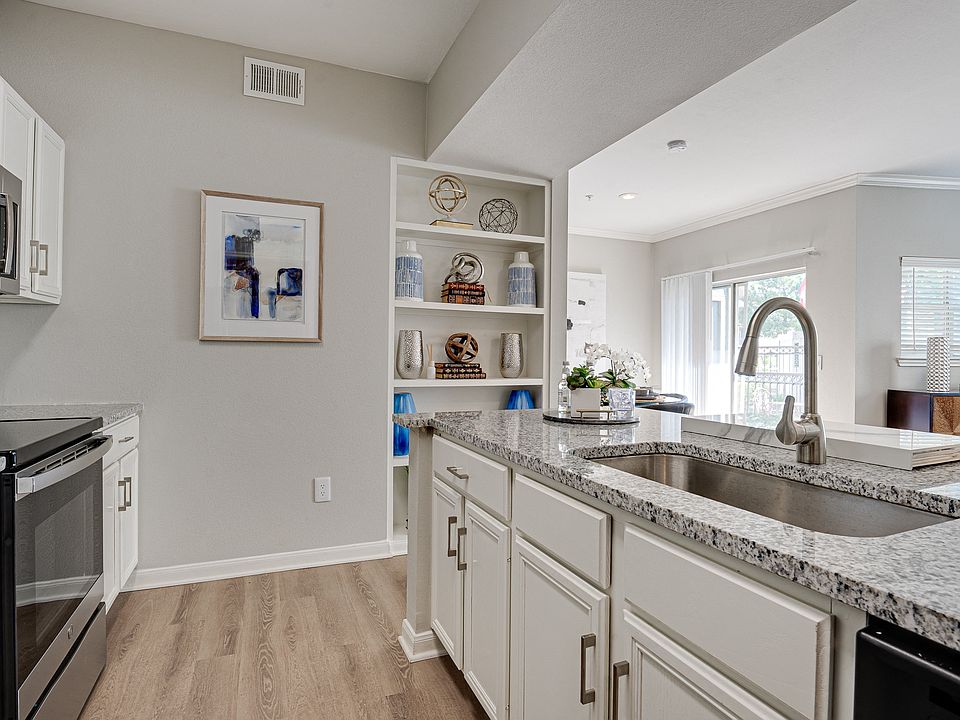 Limestone Ranch - 650 E Vista Ridge Mall Dr Lewisville TX (with photos ...