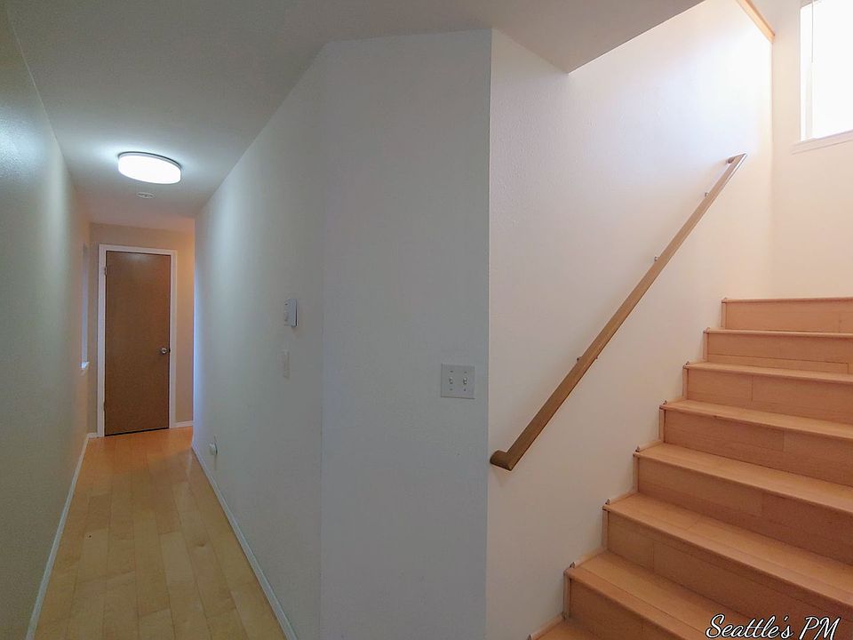 14332 Wayne Pl N, Seattle, WA 98133 | Zillow