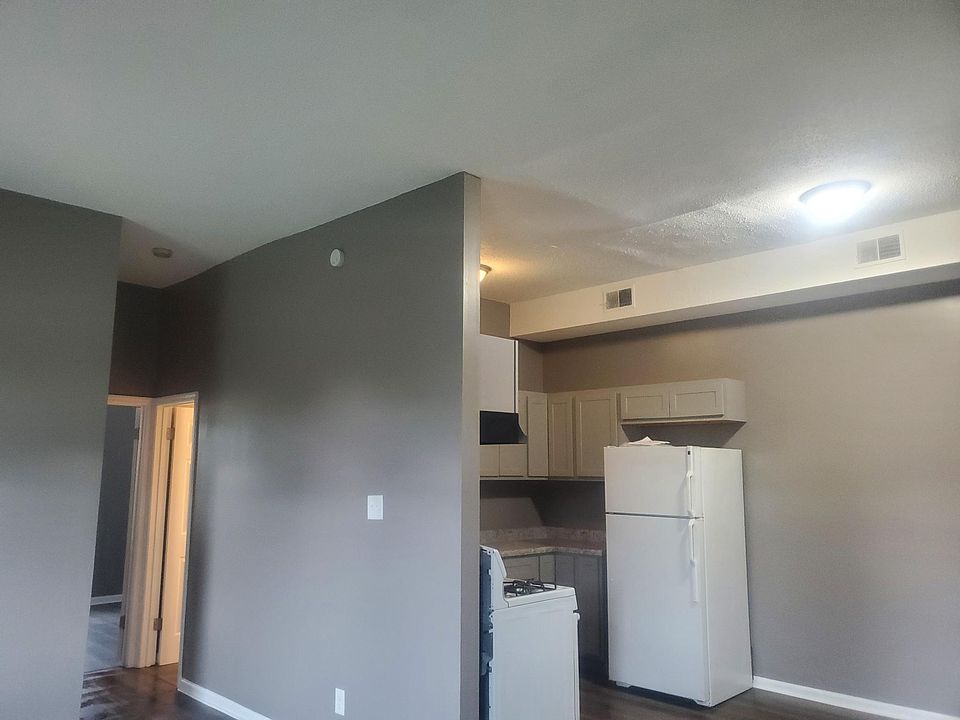 2310 Farrar St #2F, Saint Louis, MO 63107 | Zillow