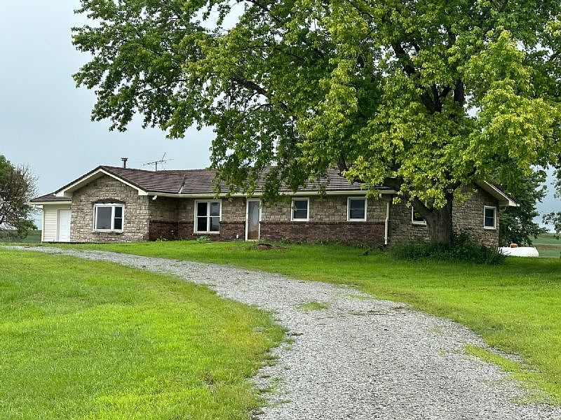 33179 Cary Ave, Silver City, IA 51571 | Zillow