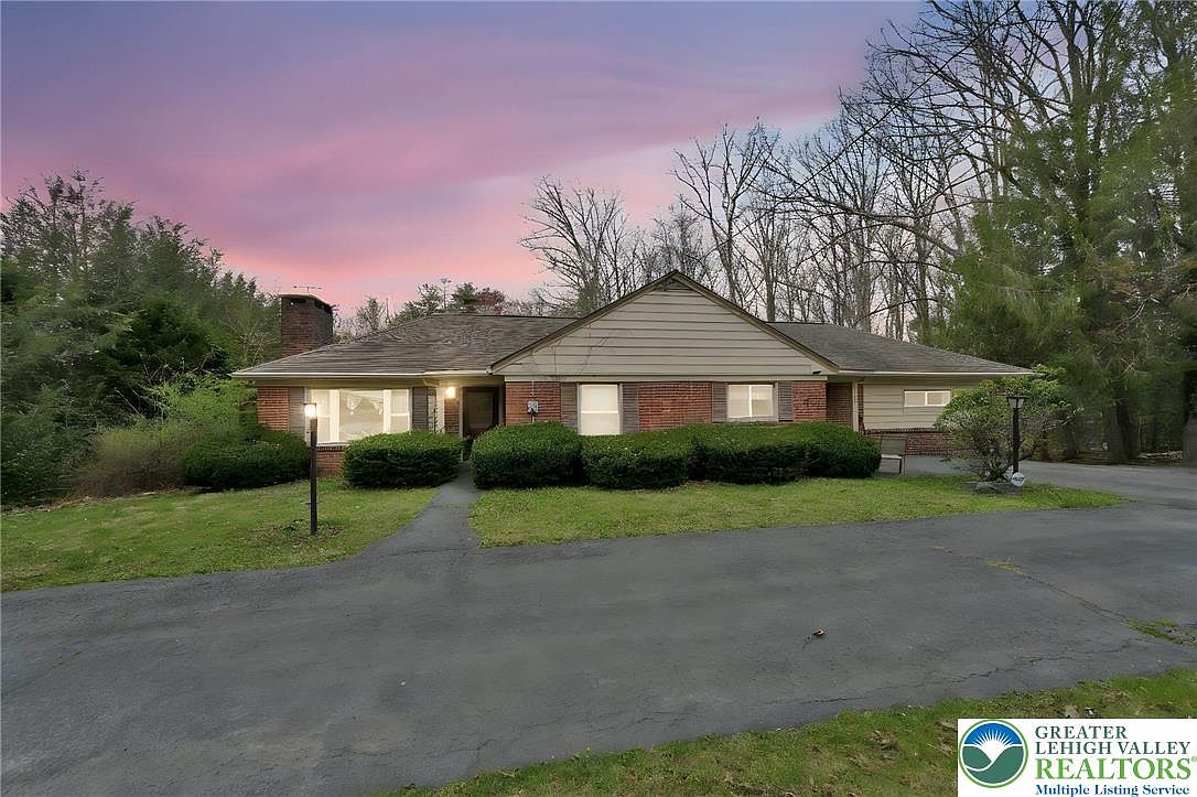 147 Ye Old Hauto Rd, Tamaqua, PA 18252 | Zillow