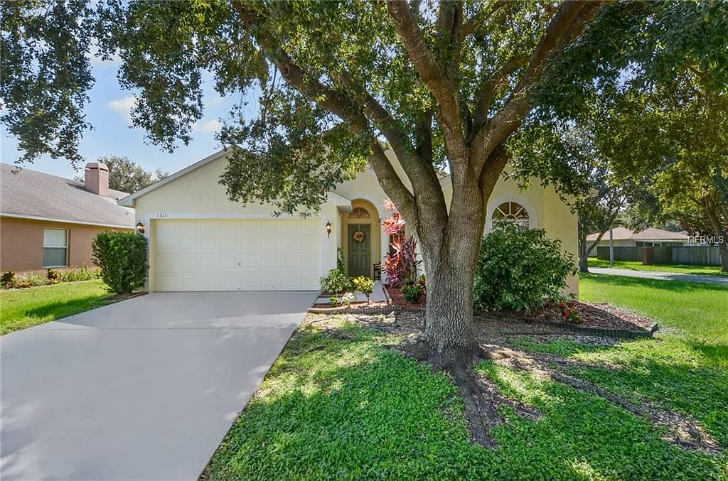 1315 Lake Shore Ranch Dr, Seffner, FL 33584 | Zillow