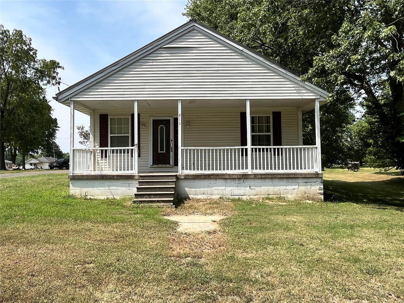 215 Short St, Wilsonville, IL 62093 | Zillow