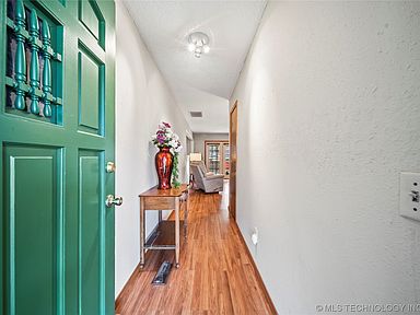 10766 W Howard St, Sapulpa, OK 74066 | Zillow