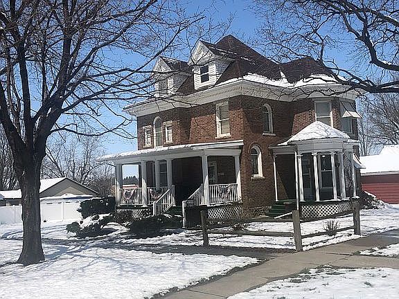 108 E 1st St, Villisca, IA 50864 | Zillow