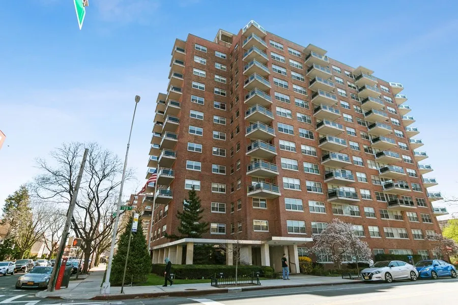70-31 108th Street #7E in Forest Hills, Queens | StreetEasy