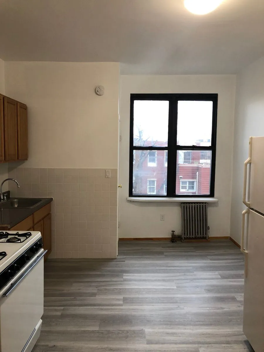 236 Eckford Street #3R in Greenpoint, Brooklyn | StreetEasy