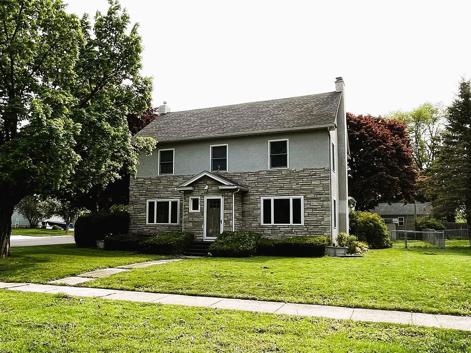 712 N Broadway Ave, Le Roy, MN 55951 | MLS #6372393 | Zillow