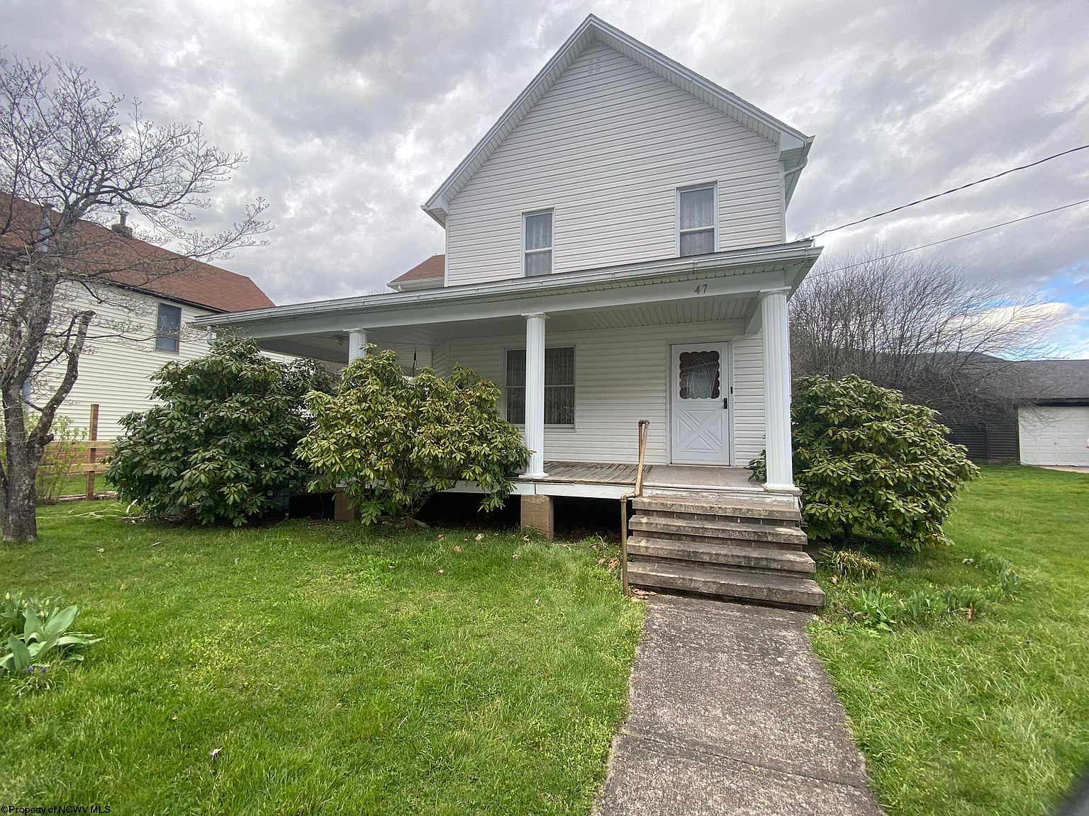 47 Charles St, Hendricks, WV 26271 | Zillow