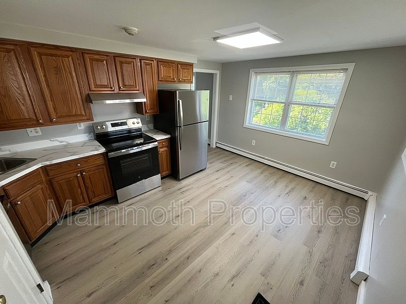 20 Francis Ave #3, Hooksett, NH 03106 | Zillow