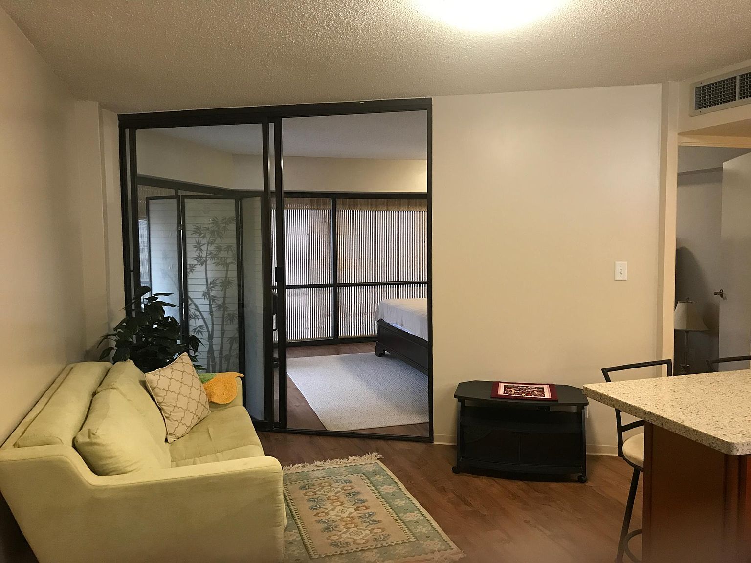 1088 Bishop St FLOOR 18, Honolulu, HI 96813 | Zillow