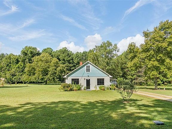 3179 Spring Grove Rd, Spring Grove, VA 23881 | MLS #10551352 | Zillow