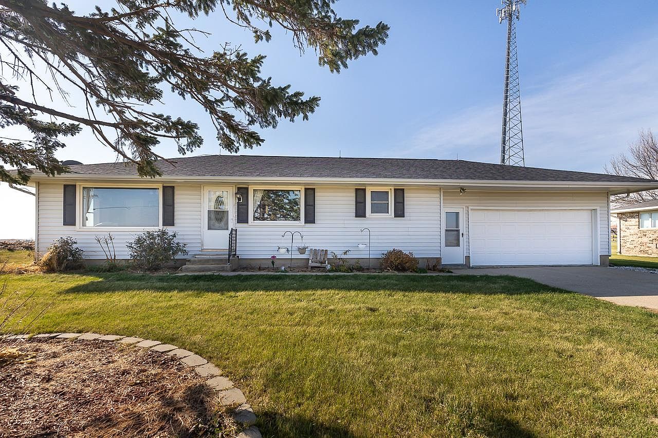 4041 Stoffel Rd, Bernard, IA 52032 | Zillow