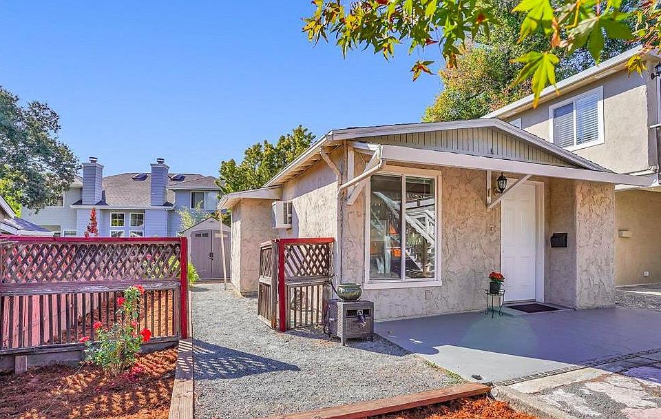 173 Fig Tree Ln Unit 3, Martinez, CA 94553 | Zillow