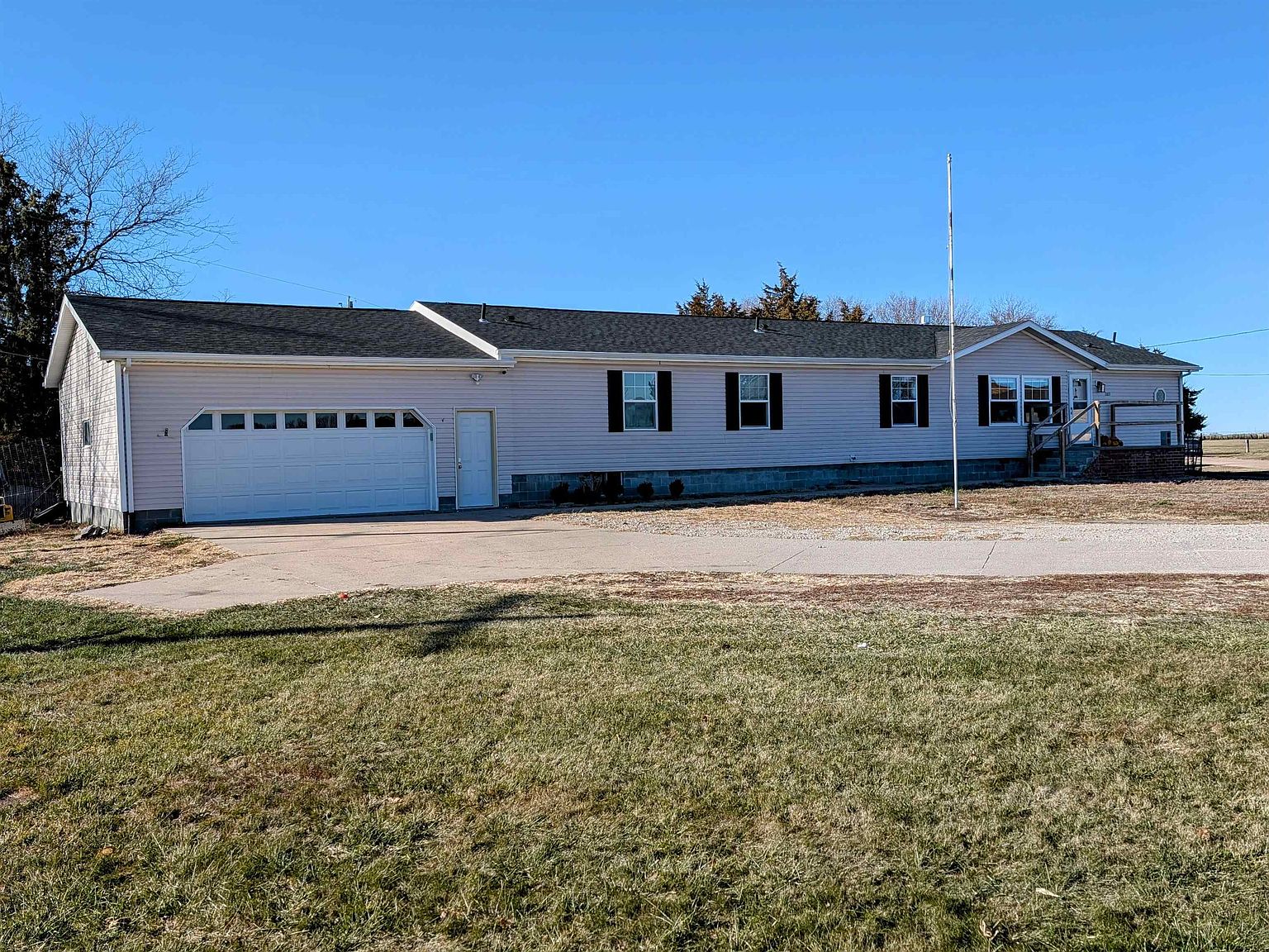 1103 Lincoln St, Overton, NE 68863 | Zillow