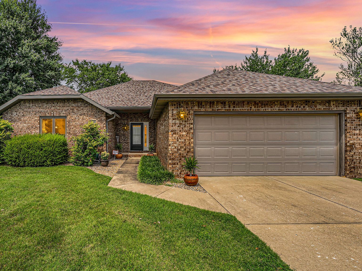 5024 S Pendleton Cove, Springfield, MO 65810 | Zillow