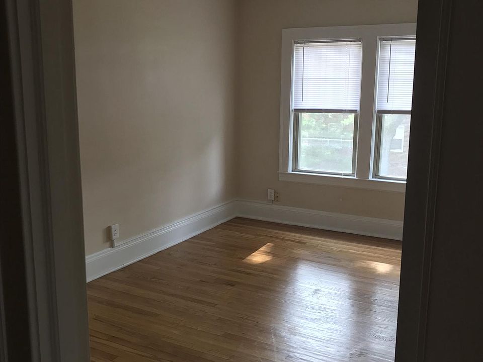 12039 Edgewater Dr APT 401, Lakewood, OH 44107 | Zillow