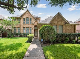 1012 Galaxy Dr, Arlington, TX 76001 | MLS #20448977 | Zillow