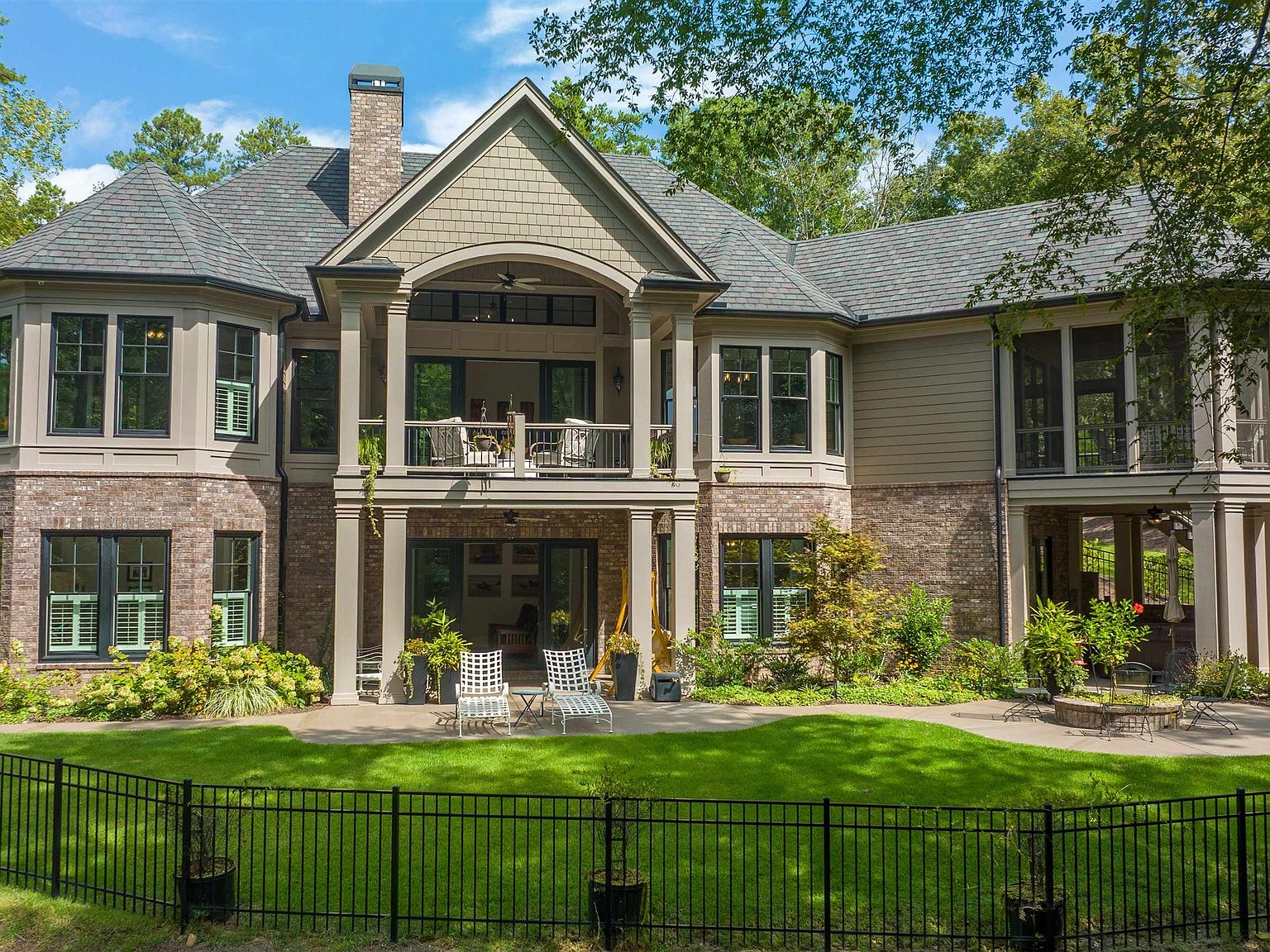 1070 Jones Bluff Ct, Greensboro, GA 30642 | MLS #64618 | Zillow