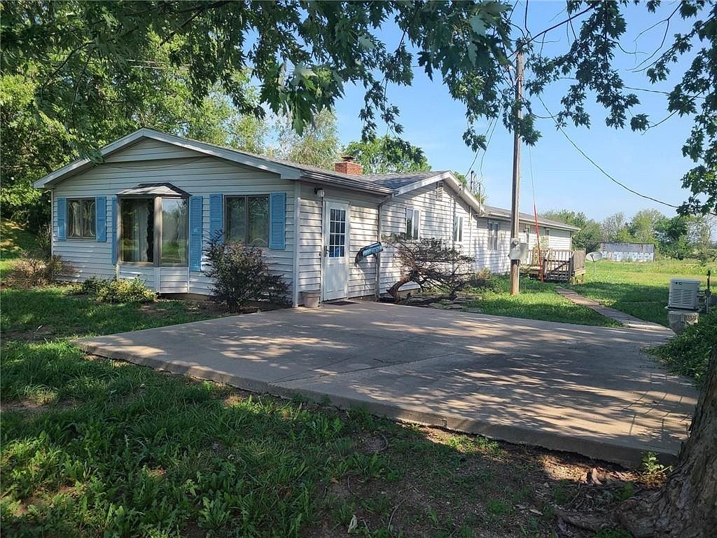 1635 Fern Rd #2, Fort Scott, KS 66701 | MLS #2454175 | Zillow