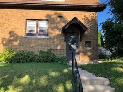 3905A E Layton Ave, Cudahy, WI 53110 | Zillow
