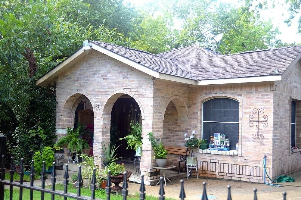 311 E 7th St, Dallas, TX 75203 | Zillow