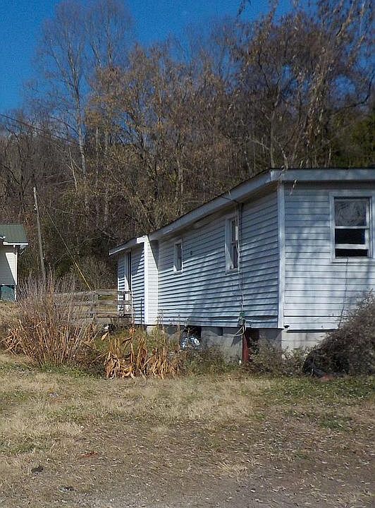 57 Jake Goble Br Dwale KY | Zillow