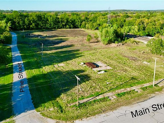 Main Street & Pine St, Amsterdam, MO 64723 | MLS #2456343 | Zillow