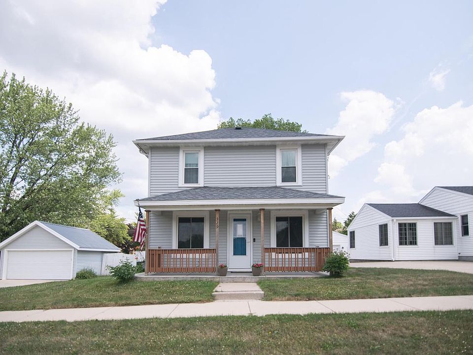 329 N Church St Elkhorn, WI, 53121 - Apartments for Rent | Zillow 329 N Church St Elkhorn, WI, 53121 - Apartments for Rent | Zillow