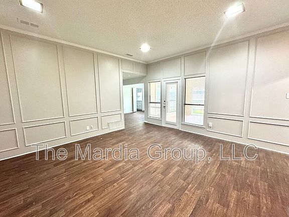 13322 Fall Manor Dr, Dallas, TX 75243 | Zillow