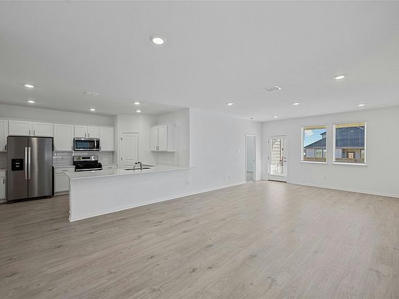 113 Lasso Cv, Kyle, TX 78640 | Zillow