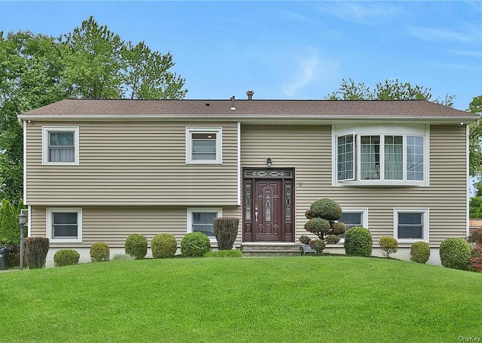 18 Wildwood Drive, Pearl River, NY 10965 | Zillow