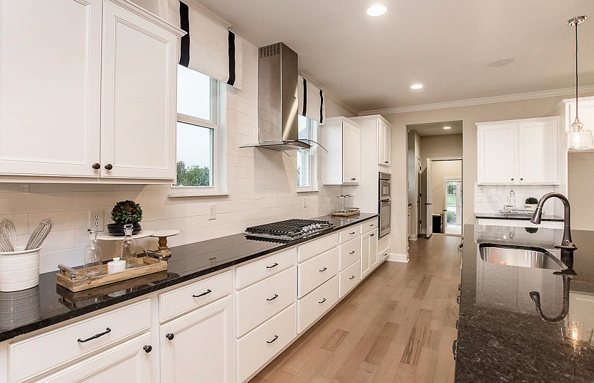 Bourges Plan, Lakes of Orange, Cleveland, OH 44128 | Zillow